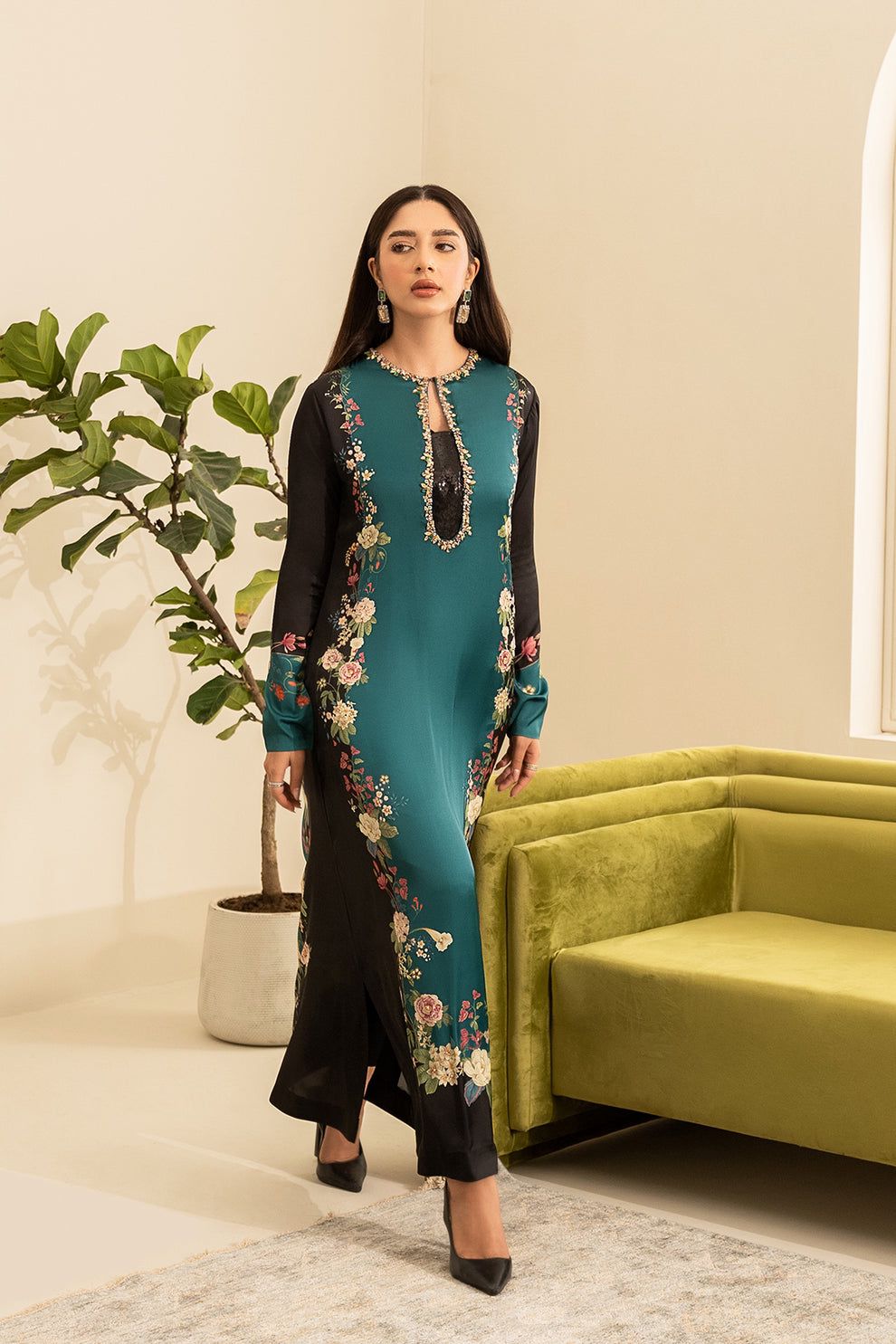 Buy Online Unstitched Suites in Pakistan | Good Luck Collectionn ...